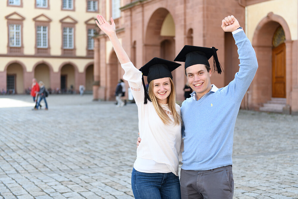 Registration for the graduation ceremony is now open | School of ...